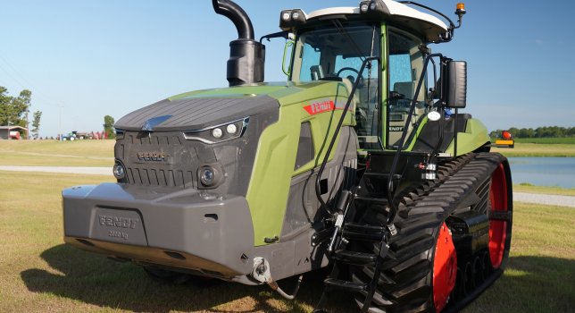 Fendt 1167 Vario MT se řadí na úplný vrchol, dvoupásové traktory ...