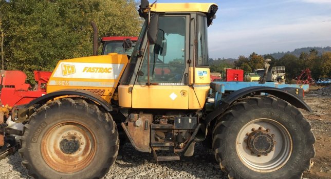 Ojetý traktor JCB Fastrac 185-65: 25 let provozu bez poruchy ...