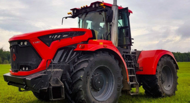 Kirovec začne nabízet traktory s autopilotem. Využívat budou umělou ...
