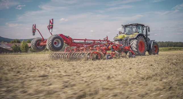 Kultivátor Kverneland Enduro T přichází v taženém provedení ...