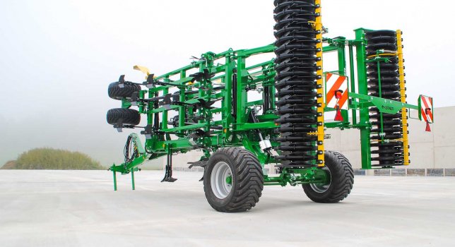 Kypřiče Kerner CORONA a Kerner X4 s modulární radličkou | Agroportal24h.cz