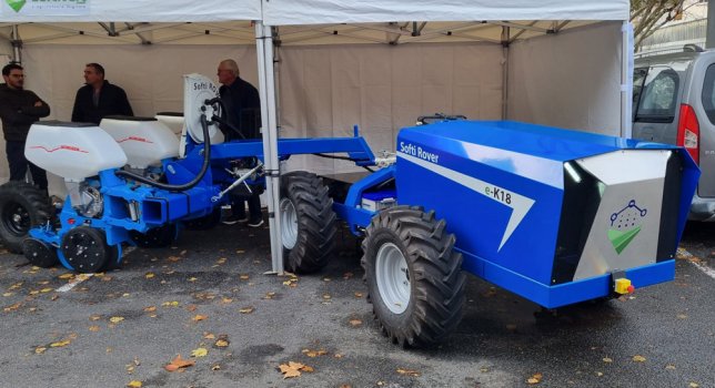 Autonomní robot s elektricky poháněným secím strojem | Agroportal24h.cz